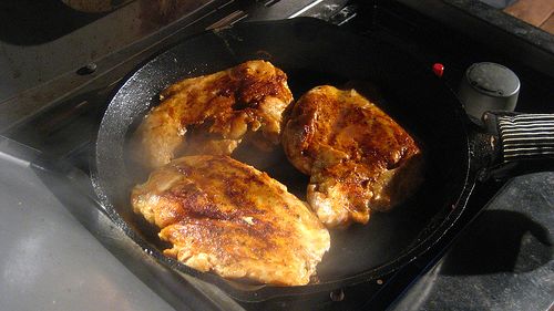 Tavada ızgara tavuk tarifi, Tavada ızgara tavuk nasıl yapılır | Nefis ...